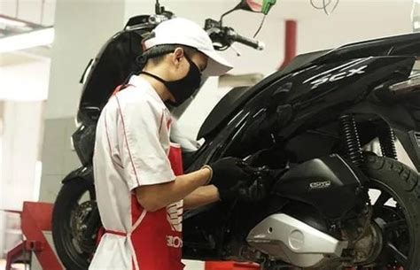 Ketahui 4 Efek Telat Ganti Oli Motor Salah Satunya Mesin Bisa Cepat Panas