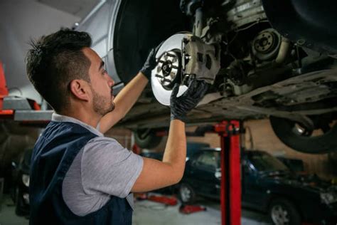 Apa Saja Komponen Rem Cakram Mobil Simak Penjelasannya Disini