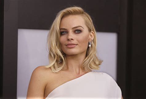 Wolf Of Wall Street Margot Robbie Hair SexiezPicz Web Porn
