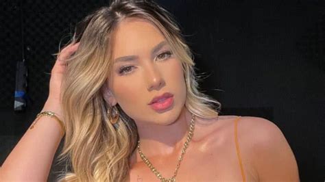 Virg Nia Fonseca Choca F S Ao Mostrar Antes E Depois Da Fama Rica V Rus