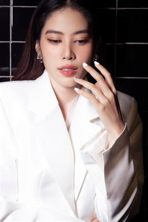 Vụ việc gây ầm ĩ của Nam Em Vừa công khai chồng sắp cưới thì bị phốt