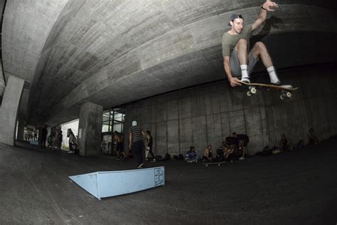 Pendrek Skateboarding Magazine FOTOREPORTAŽA Go Skateboarding Day