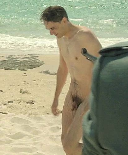 Pablo Derqui Xosé Barato and Xabier Deive frontal naked in Os fillos