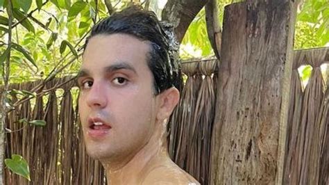 Luan Santana leva fãs à loucura ao publicar foto sem camisa Maravilhoso