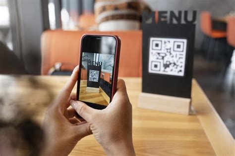 How To Scan A Menu At A Restaurant With Your Phone Qr Io Blog