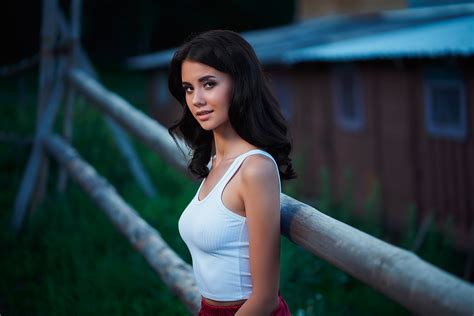 Wallpaper Portrait Women Outdoors Sensual Gaze Brunette Tank Top Smiling Pink Lipstick
