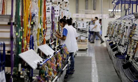 Jornal Somos Mês de março é marcado por aumento na produção industrial