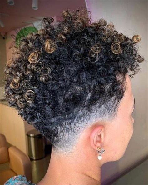 Gorgeous Short Curly Hairstyles Youll Adore Hair Adviser Short