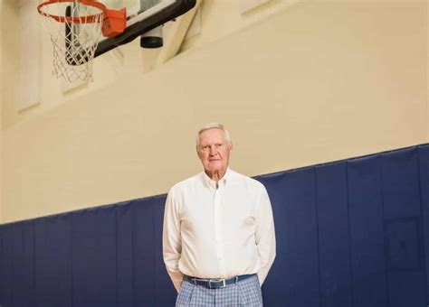 Fallece Jerry West histórico de la NBA