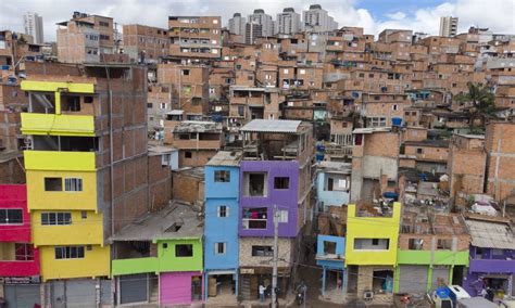 Paraisópolis vira centro de negócios e exporta modelo para outras