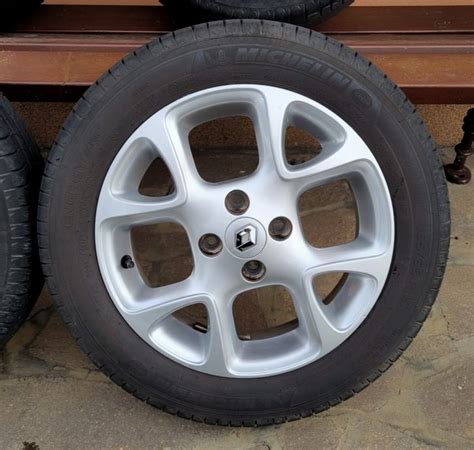 Renault Twingo Iii Original Plati A Z Letnimi Gumami