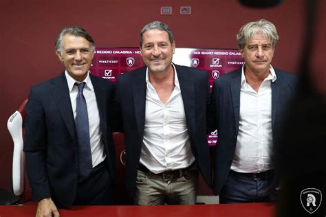 Lfa Reggio Calabria Scalda I Motori Presentato Lo Staff Tecnico