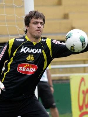 Titular no gol do Criciúma Michel Alves diz que não tem o que inventar