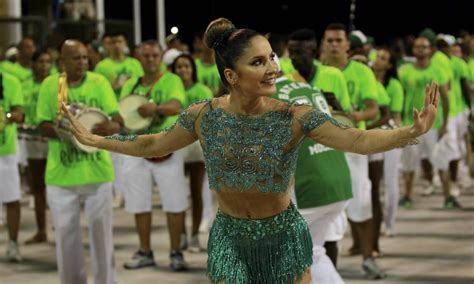 Rainha Da Bateria Da Mocidade Claudia Leitte Faz Sua Estreia Na