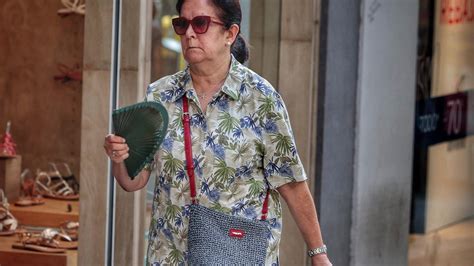 OLA DE CALOR CANARIAS El Calor Y El Fuerte Viento Obliga A Canarias A