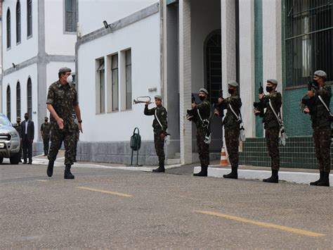 Coluna Acontecendo Batalh O De Infantaria Leve De Montanha