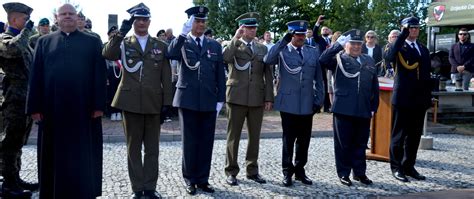 Uroczyste obchody 83 rocznicy wybuchu II wojny światowej Komenda