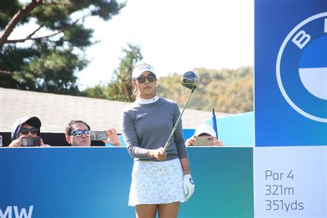 W포토 BMW 레이디스 챔피언십 앨리슨 리 LPGA투어 데뷔 첫 승을 향한 티샷