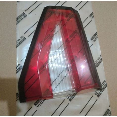 Jual MIKA LAMPU REFLEKTOR BAGASI TOYOTA RAIZE ROCKY ORIGINAL Shopee