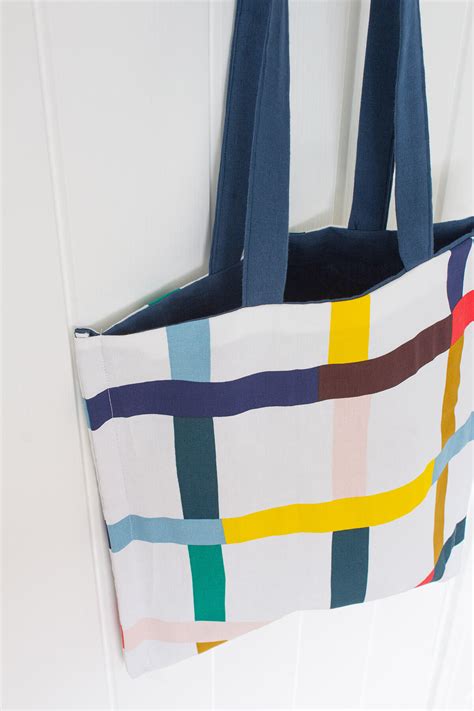 How To Make An Easy Reversible Tote Bag The Crafty Gentleman