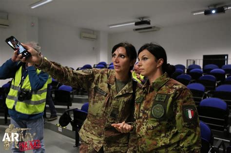 Donne Nelle Forze Armate 20 Anni Fa La Legge ArmyMAG