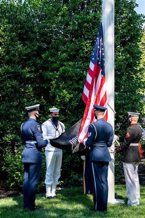 Flag Raising Ceremony Members Of The U S Military Raise T Flickr