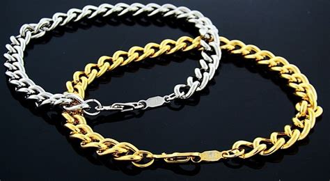 5 Model Gelang Emas Rantai Yang Lagi Trend