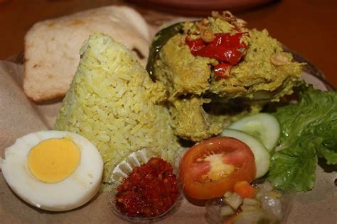 Mengenal Nasi Bogana Makanan Khas Cirebon Tampang