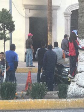 Pobladores Queman Patrulla E Incendian Comandancia De Libres FOTOS Y