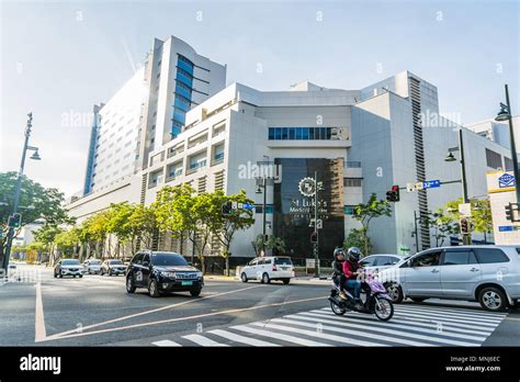 Shuttle Service St Luke S Medical Center Global City Quezon City