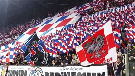 Oprawa Na Meczu G Rnik Zabrze Legia Warszawa Youtube