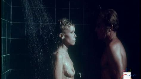 Naked Maitena Galli In Il Sesso Del Diavolo