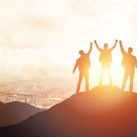 Liderança Transformacional Líderes que Inspiram e Motivam Suas Equipes