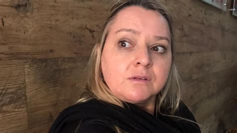 Mujer Vieja Compra Su Juventud Youtube