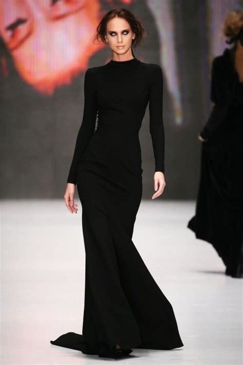 75 Of Ralph Lauren S Best Red Carpet And Runway Looks Artofit