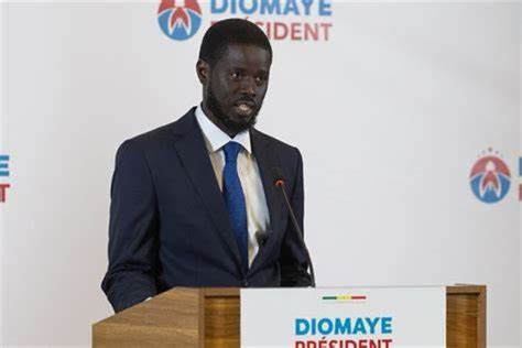 Sénégal le salaire mensuel perçu par Bassirou Diomaye Faye Plume Media