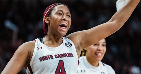 Aliyah Boston Caitlin Clark Headline 15 Finalists For 2023 Women S
