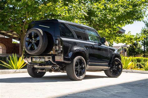 2023 Land Rover Defender 90 V8 Review Driving Dynamics