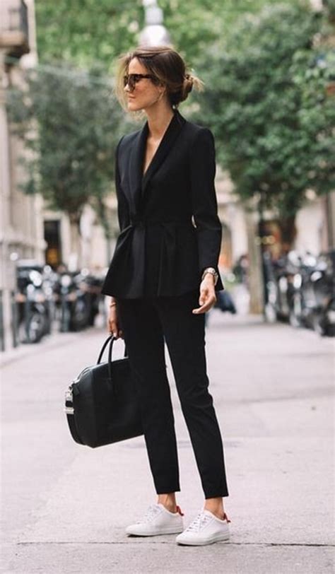 40 Best Tailored Suit Outfits For Women Office Salt