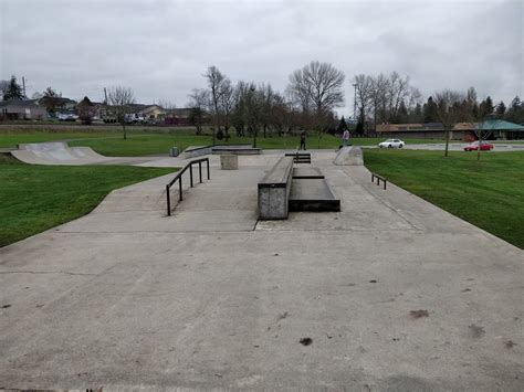 Stewart Heights Skatepark Skatedex