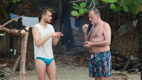 Alessandro Cecchi Paone E Simone Antolini Lasciano L Isola Dei Famosi