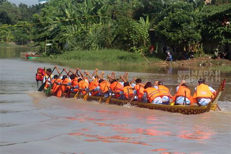 Keseruan Festival Perahu Naga Peh Cun 2024 Di Sungai Cisadane Kota