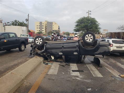 ACIDENTE DE VIAÇÃO POR EXCESSO DE VELOCIDADE FAZ DOIS MORTOS E UM