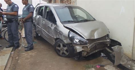 G1 Motorista Atropela Adolescente E Foge Sem Prestar Socorro Em