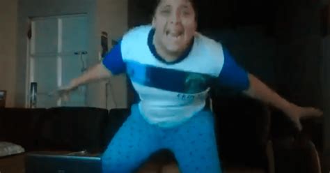 Facebook Viral Revisa El Celular De Su Hijo Y Descubre Lo Que Hace