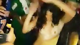 Novinha Bebada Fica Nua Na Festa E Quase E Estuprada Cnn Amador