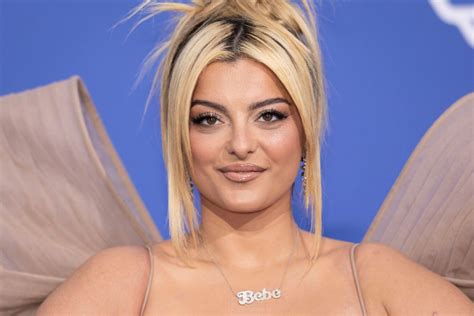 Bebe Rexha S A Despartit De Iubit Dupa 3 Ani De Relatie Dupa Ce I A