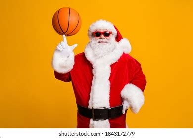 Santa Playing Basketball Royalty Free Images Stock Photos Pictures