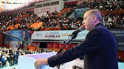 İzmir de aday tanıtım toplantısı AK Parti ilçe adaylarını duyurdu