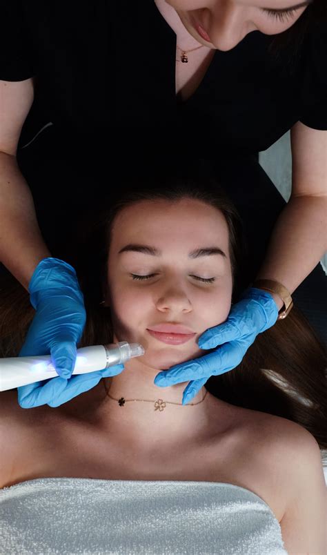 Zabiegi Bankietowe Nanili Professional Prisma Salon Urody